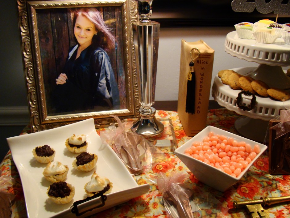 Graduation Tablescape – KarlaBrogden.com